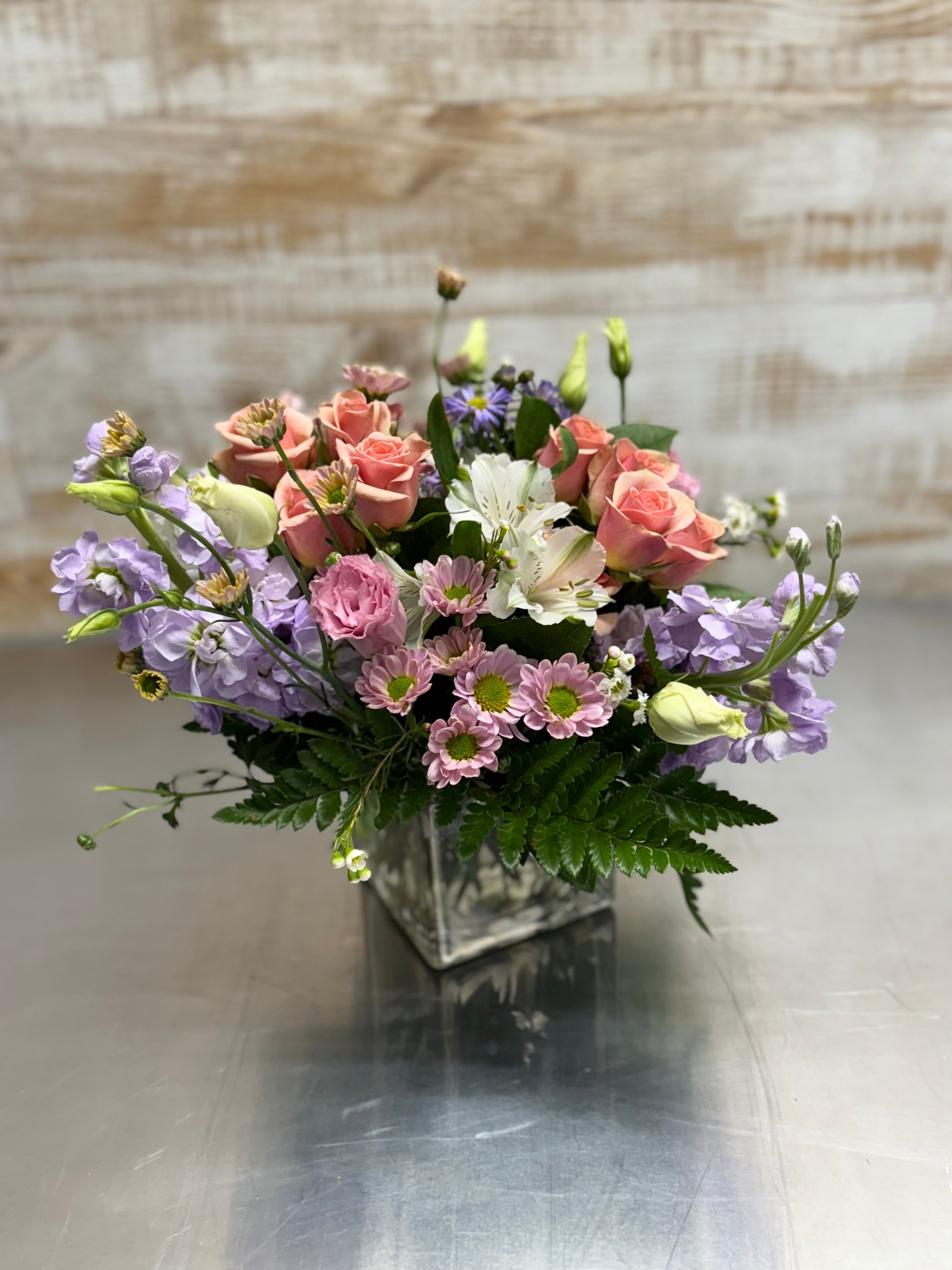 Soft and Elegant Cube Arrangement – Town & Country Gardens Inc